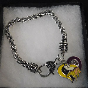 Jewelry | Minnesota Vikings Heart Shaped Charm Bracelet | Poshmark